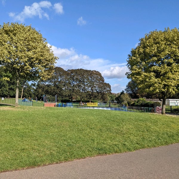 Heavitree Pleasure Ground - Park in Exeter