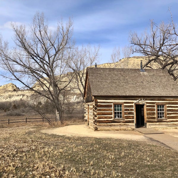 Maltese Cross Cabin - 28 visitors