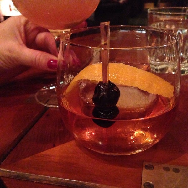 Tweed - Cocktail Bar in Stockholm