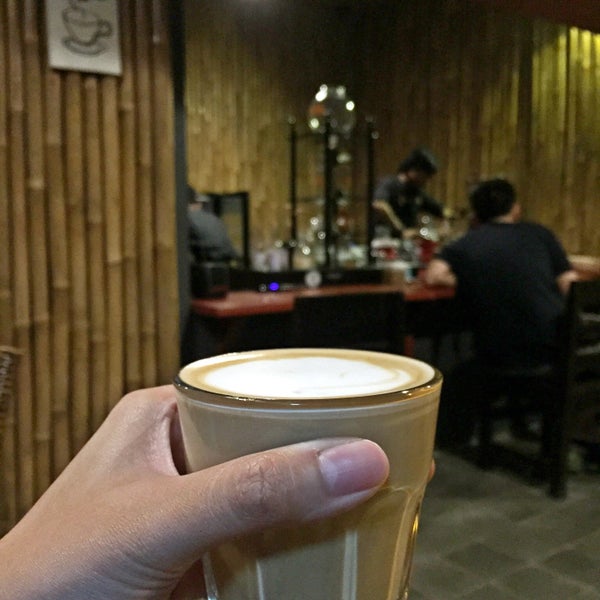 filosofi kopi - Jl. Kemakmuran
