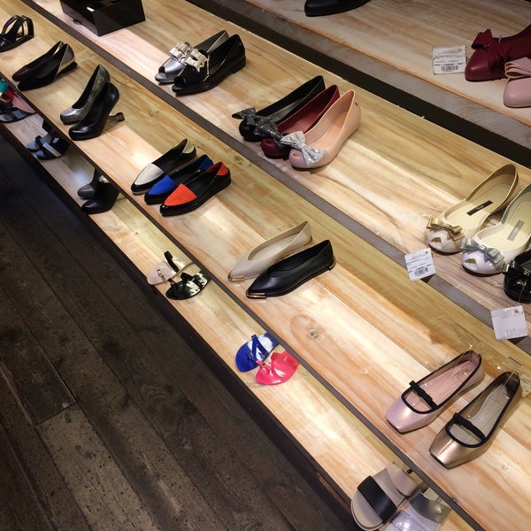 FOOTWORK NOIR - Shoe Store in Chatuchak