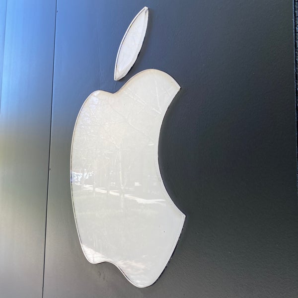 Photos at Apple Southpoint - 8030 Renaissance Parkway