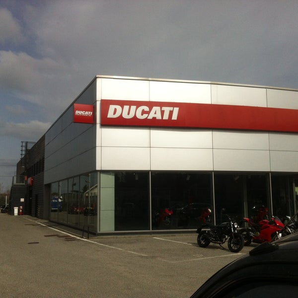 Ducati Roma - Parioli - 24 visitors