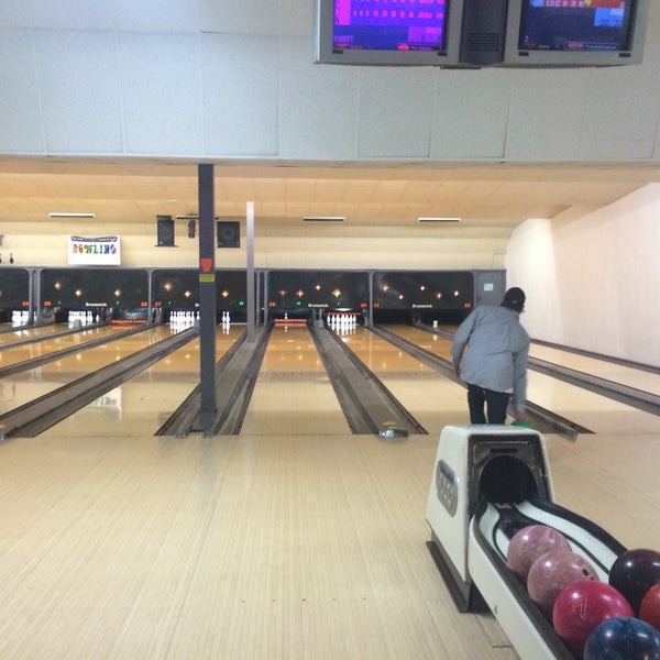 Suburban Lanes (Now Closed) - Bowling Alley in Decatur