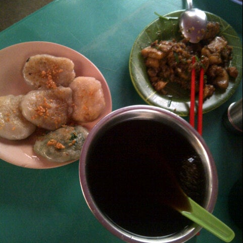 Kiam Ko Kue n Cien Chai Kwe - Jl. Gajah mada (deket niaga motor n Intisell)