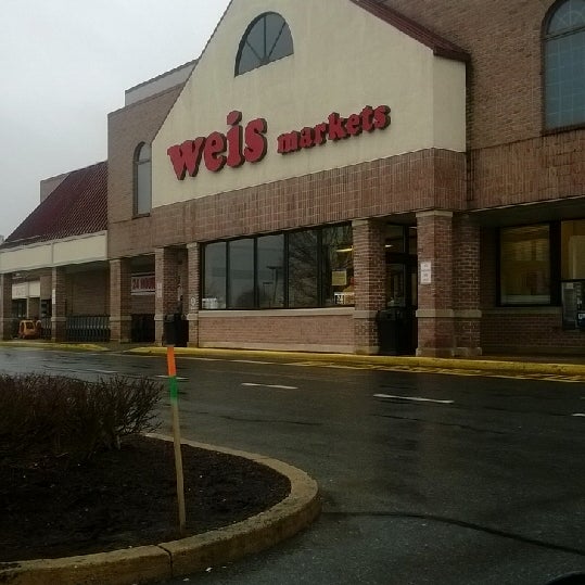 Weis Markets - Grocery Store