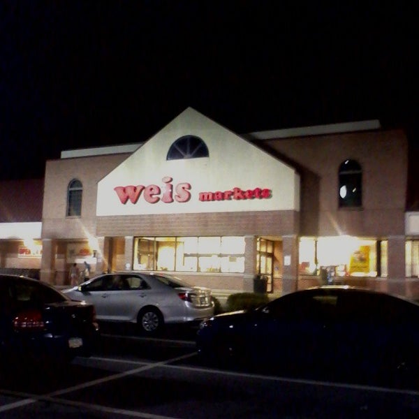 Weis Markets - Grocery Store