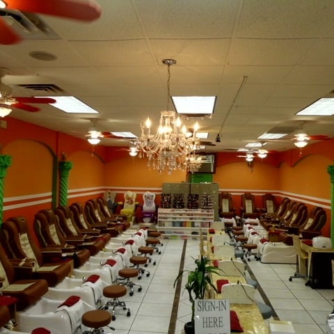 Lo Ann Nails and Spa - Mesa East - 1752 S Signal Butte Rd #105