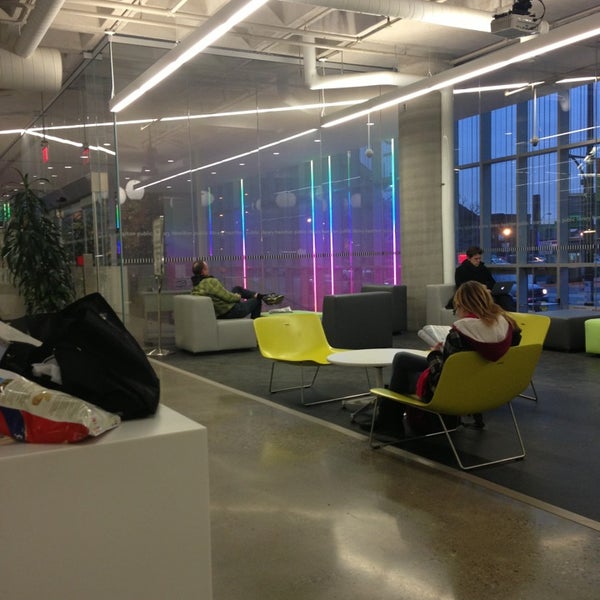 Central Branch Hamilton Public Library - Library in Central Hamilton