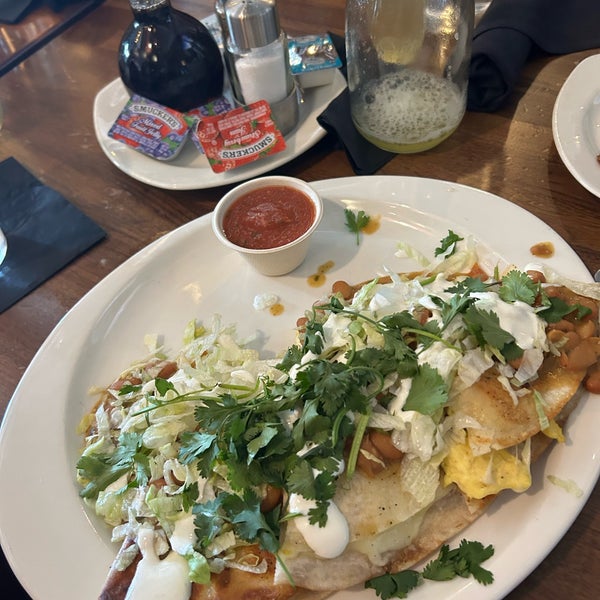 Central Kitchen + Bar - Downtown Detroit - 660 Woodward Ave