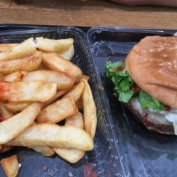 City Market Cafe (Now Closed) - Flatiron District - 178 5th Ave