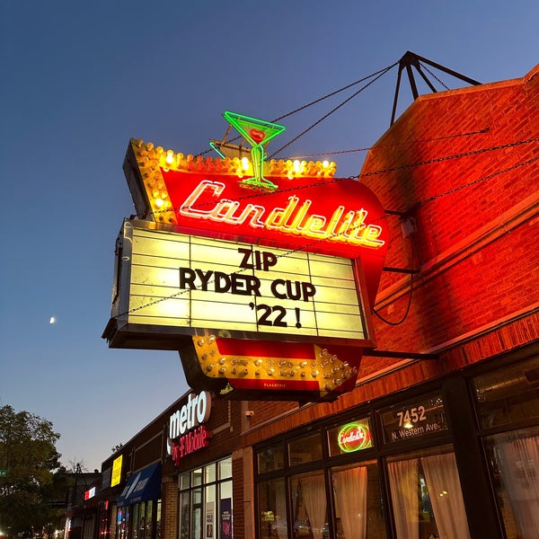 Candlelite Chicago Restaurant - Pizzeria in West Ridge