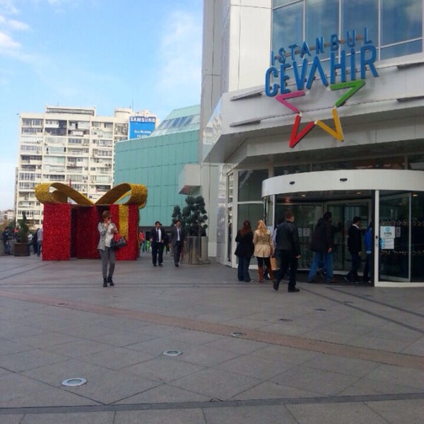 Cevahir AVM Adidas (Now Closed)