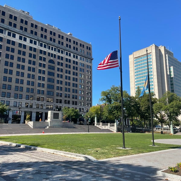 Rodney Square - Plaza in Downtown Wilmington