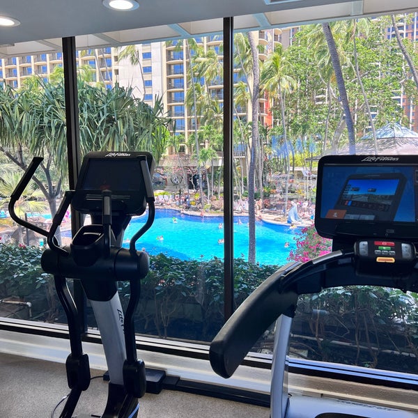 Ali'i Tower Pool - Waikiki - Hilton Hawaiian Village