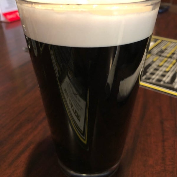 Shiloh Bar & Grill - Flat Branch - 402 E Broadway