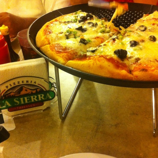 Pizzeria La Sierra - 33 tips from 420 visitors