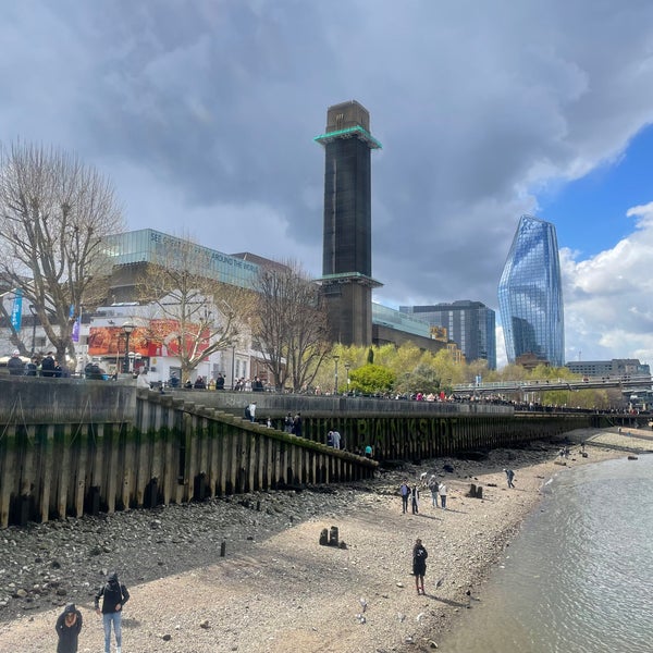 Bankside Pier - Pier in South Bank