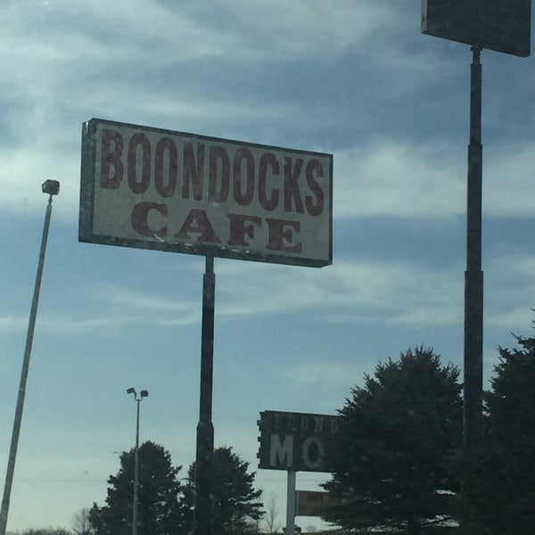 Boondocks Cafe - American Restaurant in Williams