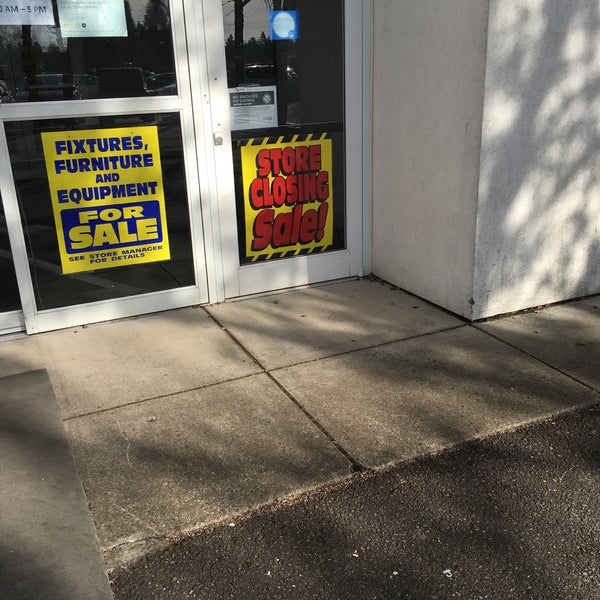 Sears (Now Closed) - Department Store in Gateway