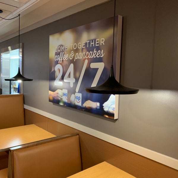 IHOP - Breakfast Spot in Springfield