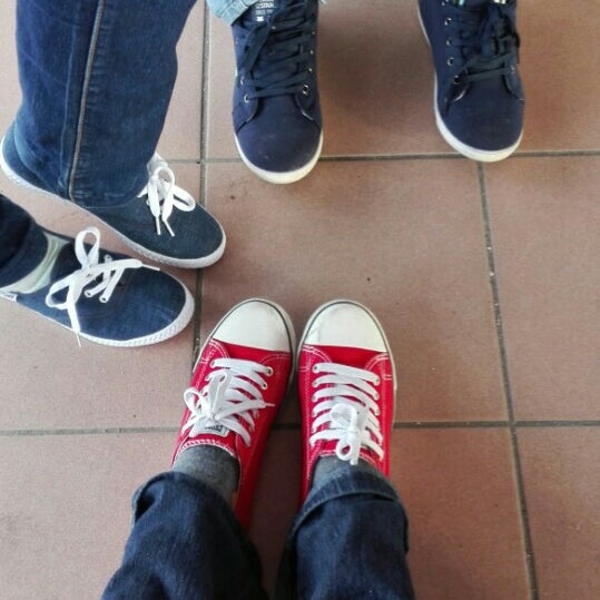 Stesen bus,bandar universiti,seri iskandar - Bus Station