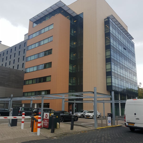 DSM - Office in Hof van Delft