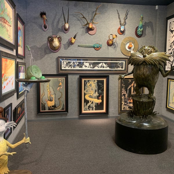 Marcus Ashley Art Gallery - 1 tip