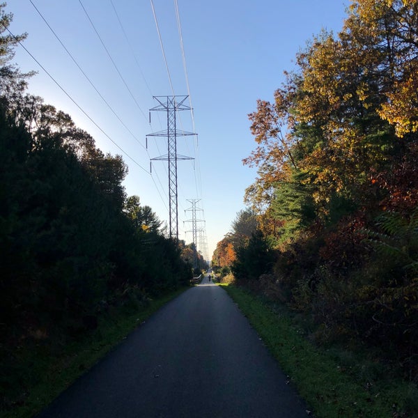 Burchard Park - Weston, MA