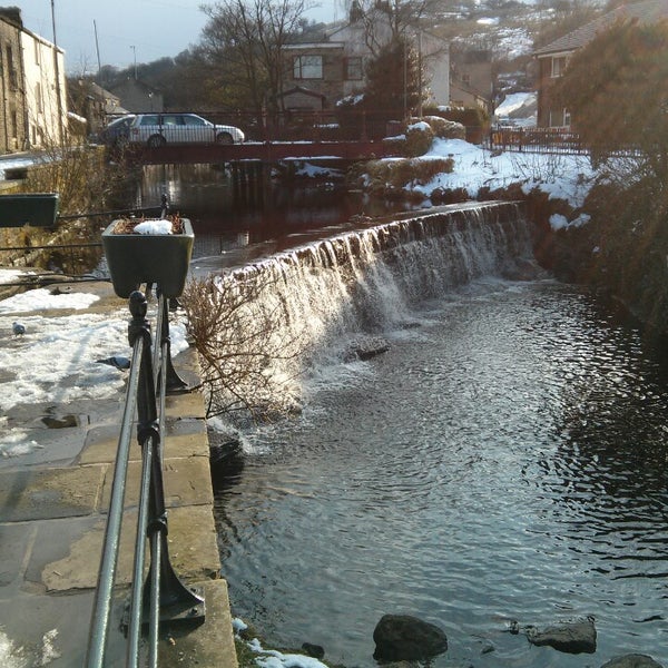 Riverhead Brewery Tap - Pub in Marsden