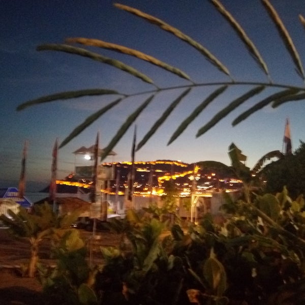 Beach Nr:2 Cafe & Bar - 1 tip from 82 visitors