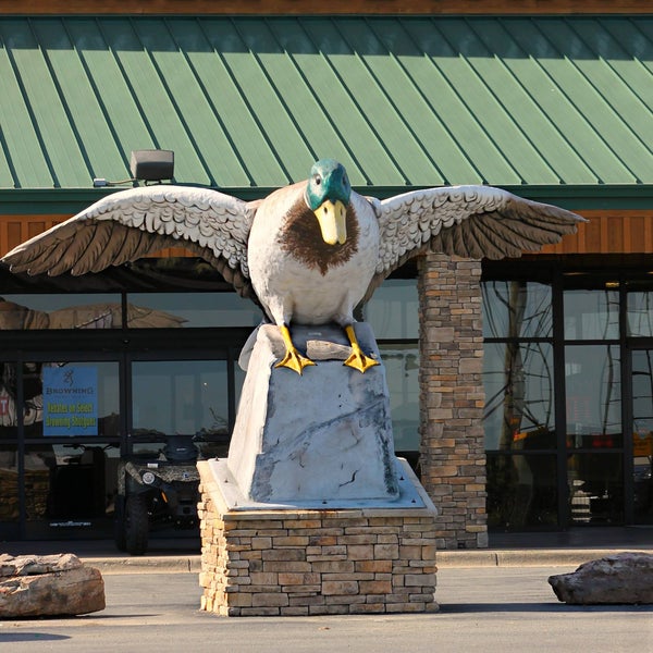 Mack's Prairie Wings - Hunting Supply Store