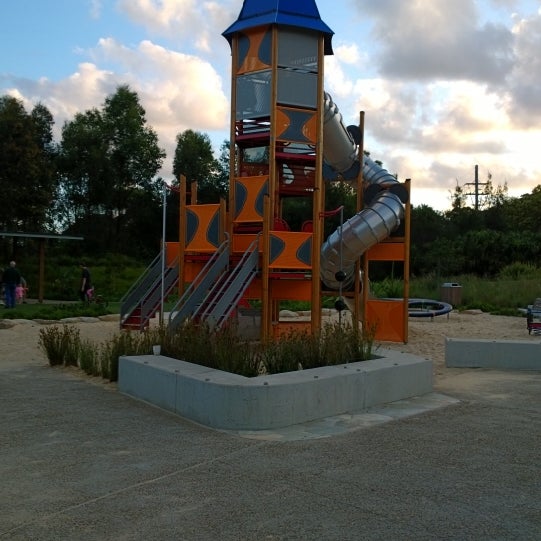 Warriewood Valley Playground