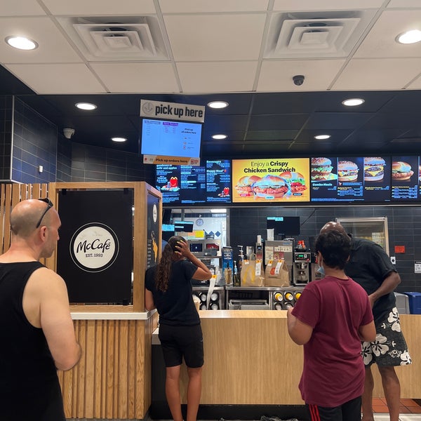 McDonald's - Fast Food Restaurant in Astoria