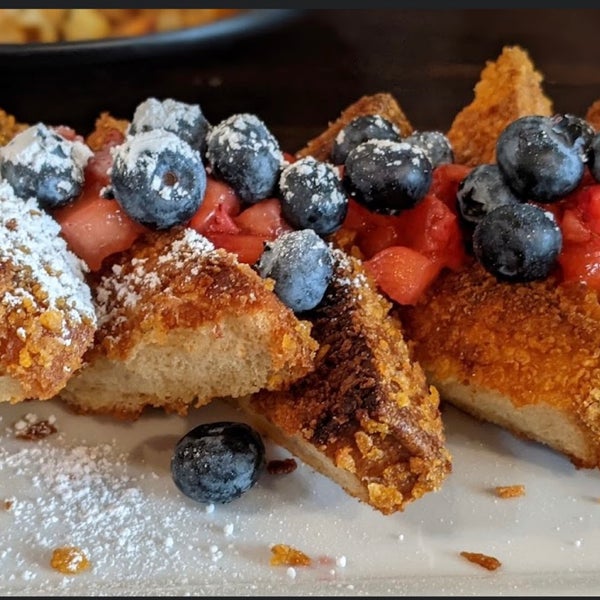 Blu Jam Café - Mid-City West - 331 tips