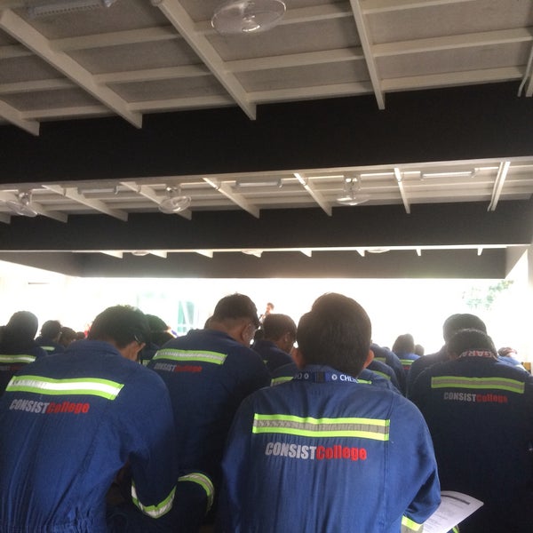 Consist College - 977 Jalan Lingkaran Tengah 2