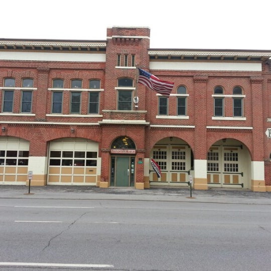 Fort Wayne Firefighters Museum - Downtown Fort Wayne - 2 tips from 56 ...