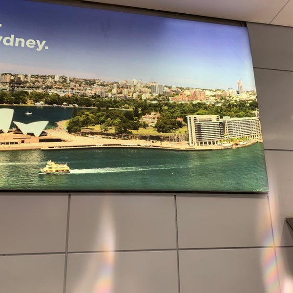 Mascot Station - Rail Station in Mascot