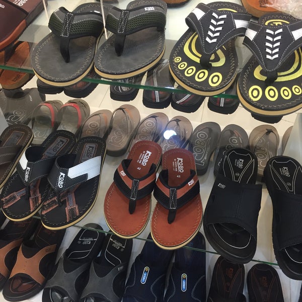 Udom Agg (อุดมเอก) (ปิดแล้ว) - ร้านรองเท้า