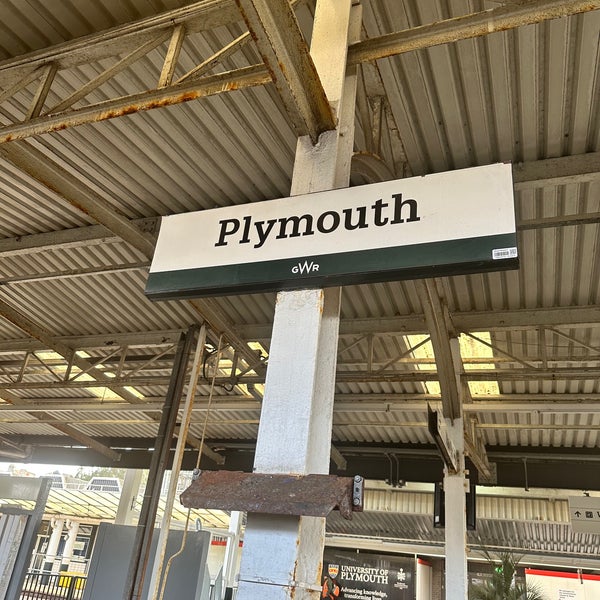 Plymouth Railway Station (PLY) - 25 tips