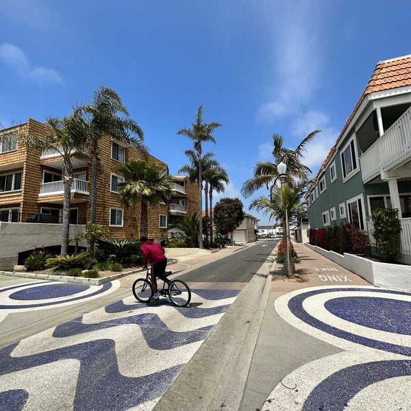 Balboa Beach - Beach in Balboa Village