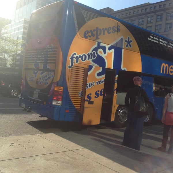 Megabus Stop - South Loop - 55 tips from 5033 visitors