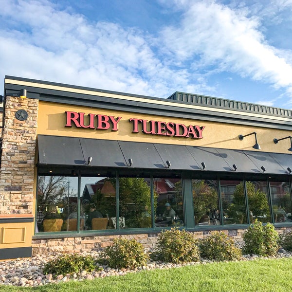 Ruby Tuesday - Denver International Airport - 27 tips from 2001 visitors