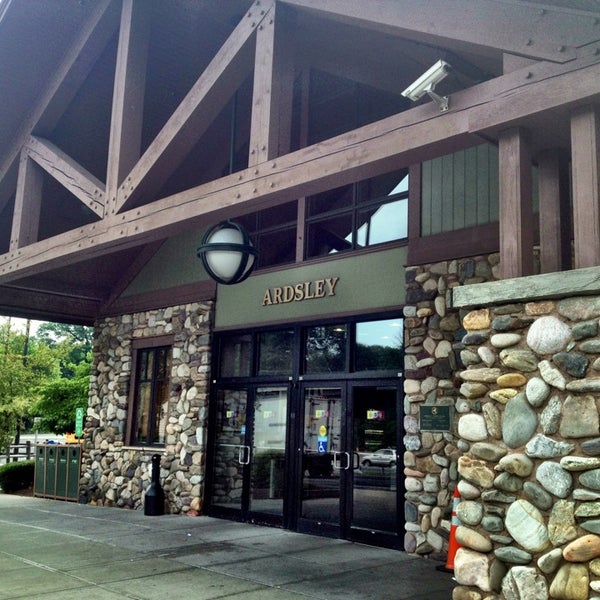 Ardsley Travel Plaza - 13 tips from 1414 visitors