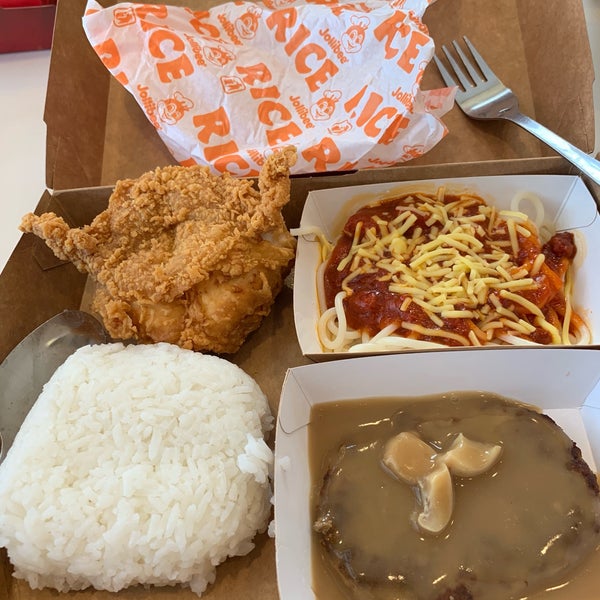 Places to eat at Paseo de Sta Rosa