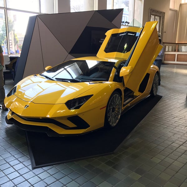 Lamborghini of San Francisco - Car Dealership in Cathedral Hill