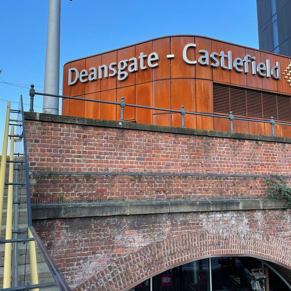 Deansgate-Castlefield (G-MEX) Metrolink Station - Tram Station in City ...