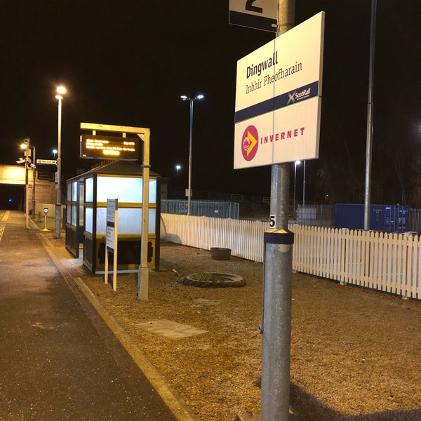 Dingwall Railway Station (DIN) - 1 tip from 123 visitors
