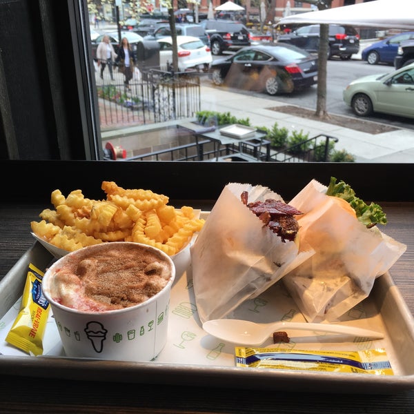 Shake Shack - Back Bay East - Boston, MA