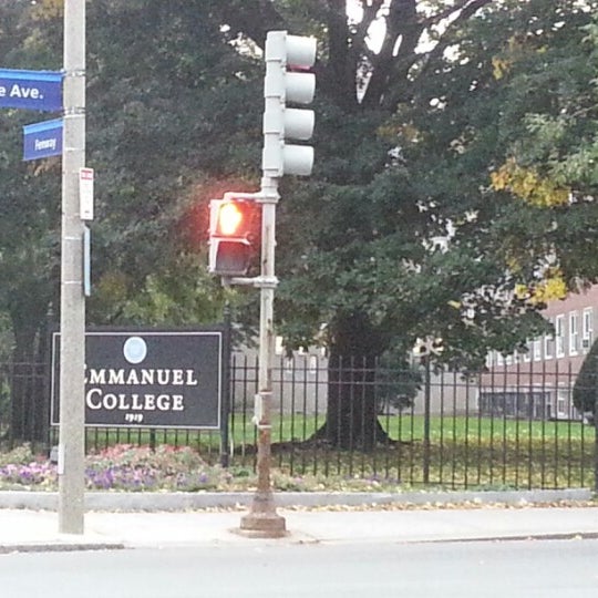 Emmanuel College - General College & University in Boston